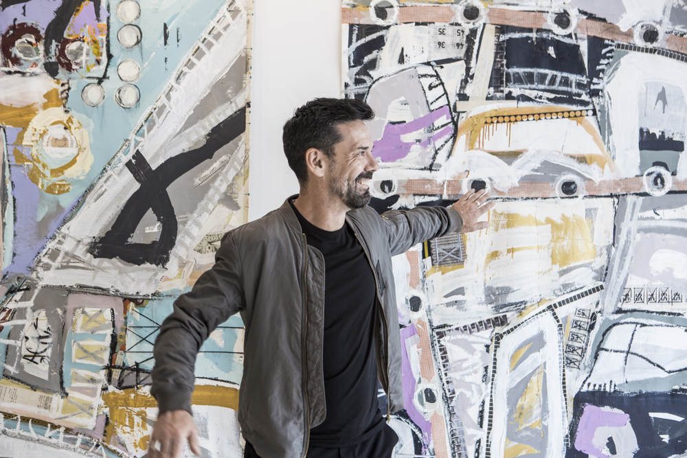 Meet The Others: Ian Thomas | Canvas: A Blog By Saatchi Art